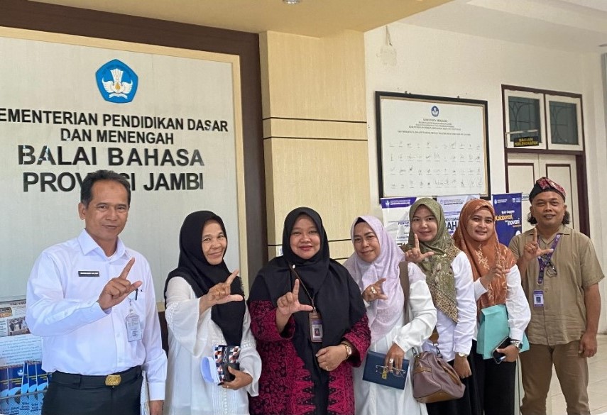 Balai Bahasa Provinsi Jambi Terima Kunjungan Dinas Perpustakaan dan ...